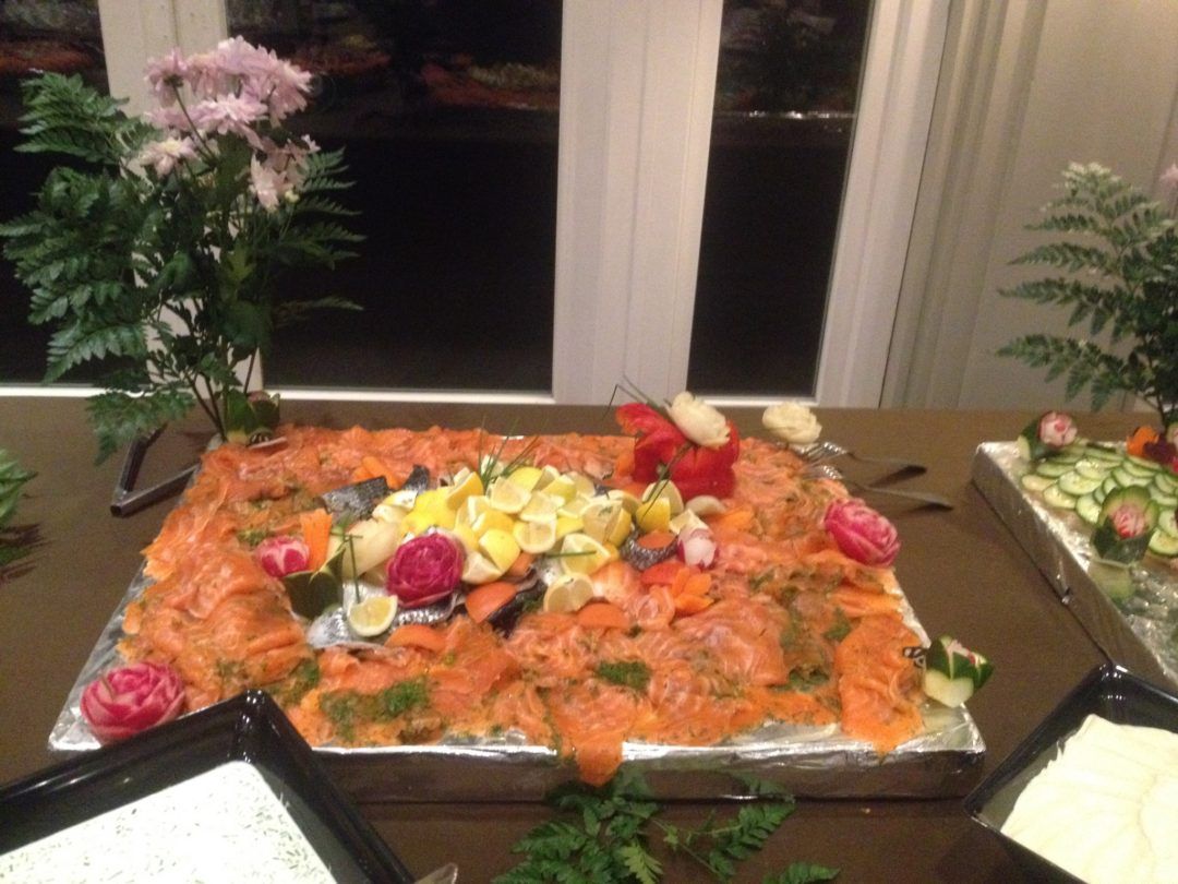 Buffet froid avec plat chaud - Traiteur cocktail dinatoire mariage Oise
